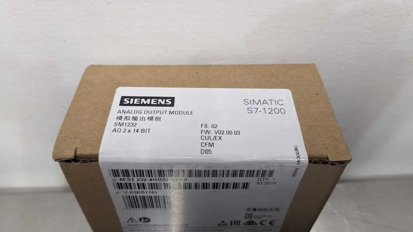 Siemens 6ES7 232-4HB32-0XB0 Analog Output Module Simatic S7-1200 SM1232 ...