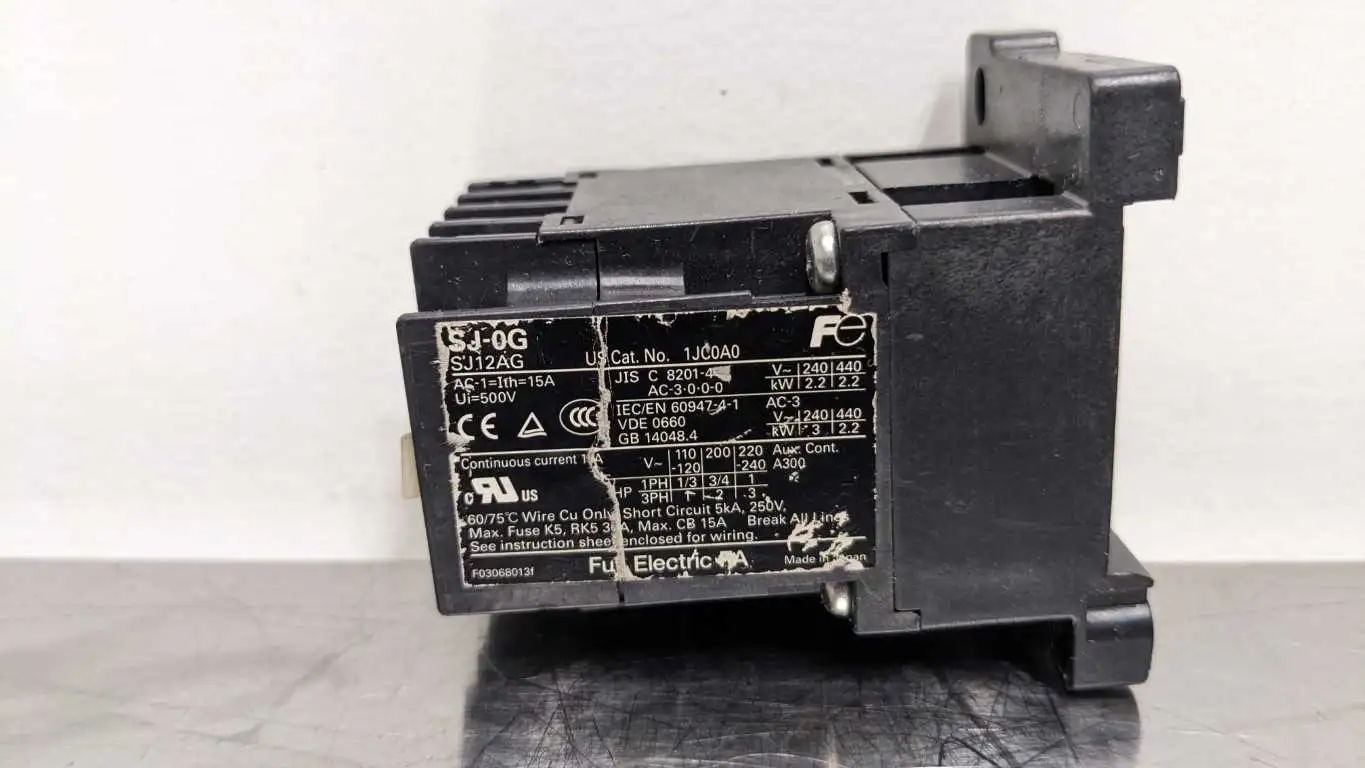 Fuji SJ-0G Magnetic Contactor 24VDC Coil 15A 500VAC 15A SJ12AG – NEO Surplus