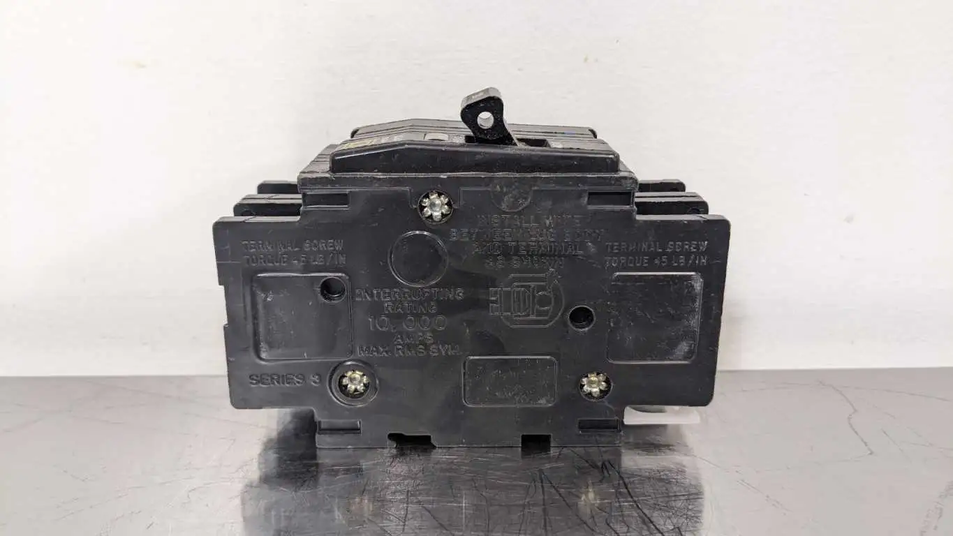 Square D QOU220 Circuit Breaker 20A 120/240VAC 20A 2 Poles 120/240VAC ...