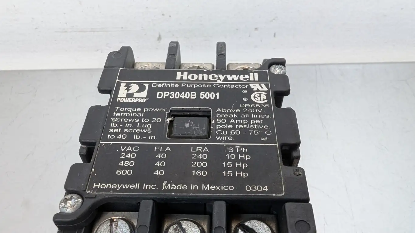 Honeywell DP3040B 5001 Contactor 110/120VAC Coil 600VAC 40A Tested ...